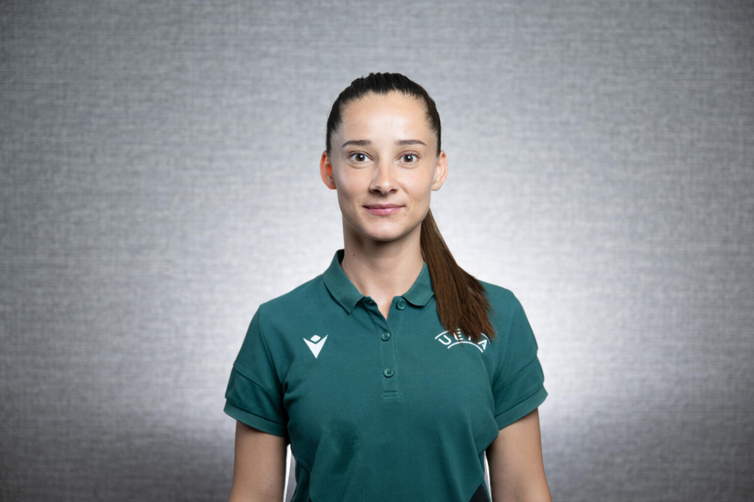 Iuliana Demetrescu, în brigada finalei UEFA Women’s Nations League | FEDERAȚIA ROMÂNĂ DE FOTBAL